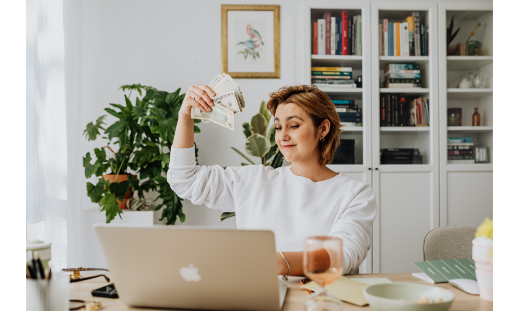 Hur startar man en blogg och tjänar pengar? - Svenskawebbhotell.nu